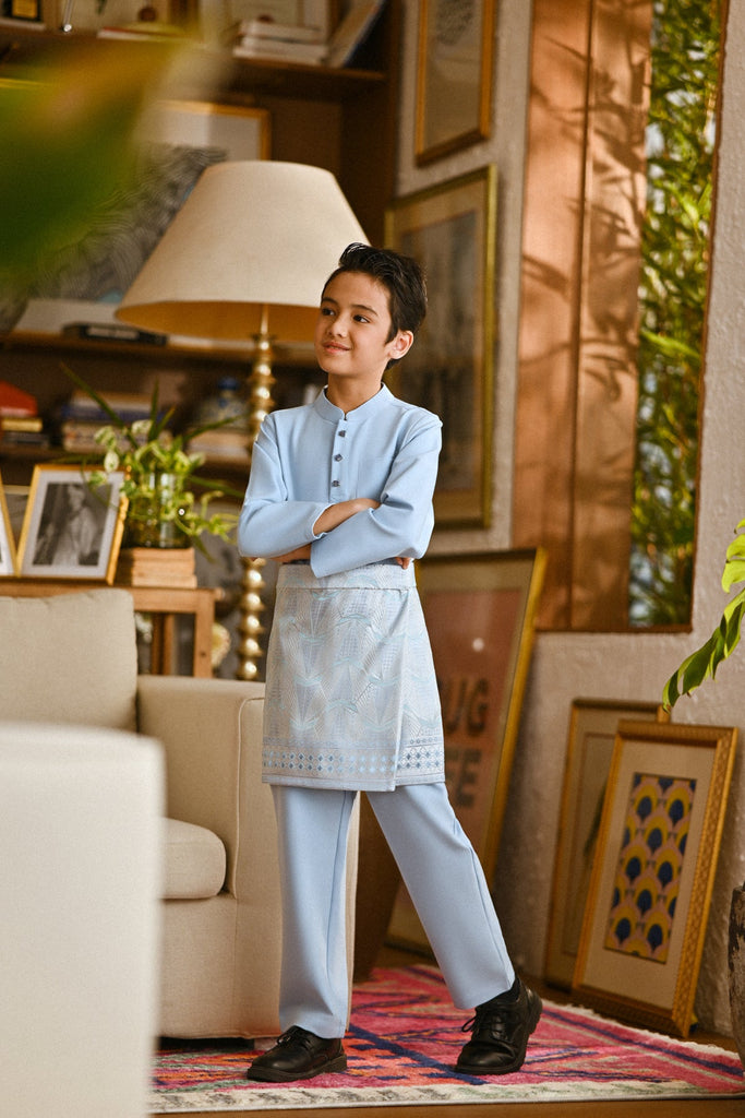Pahlawan Bespoke Fit Kids Baju Melayu Cekak Musang - Ice Blue – PUTIH.COM
